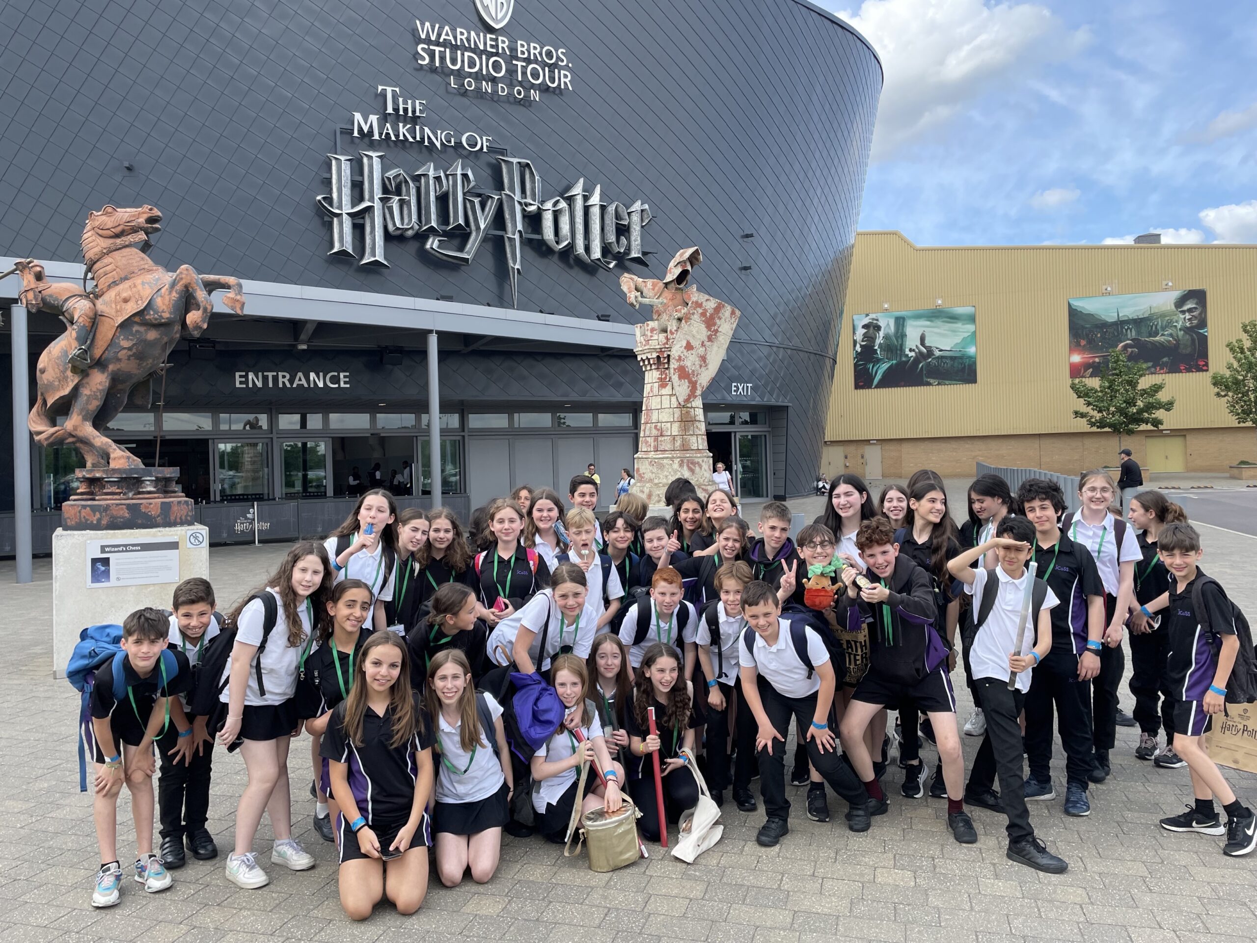 JCoSS Y7 visit to Harry Potter studios - JCoSS